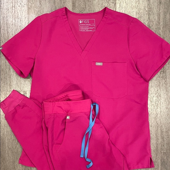 Figs | Other | M Figs Hot Pink Scrub Set With Blue Accents | Poshmark